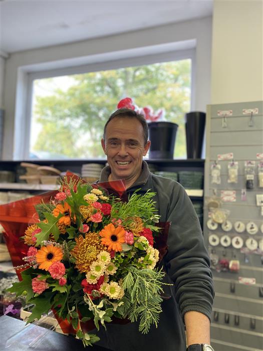 About Us | Rays Florist Flower Shop in Aldershot