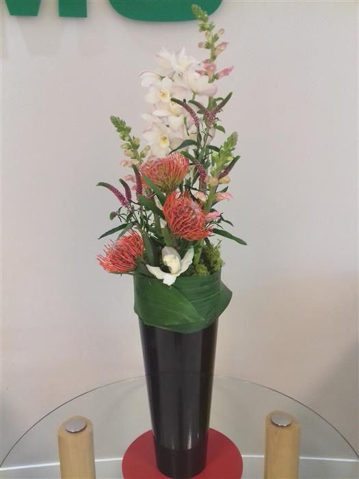 Corporate Business to Business Flowers | Rays Florist Aldershot
