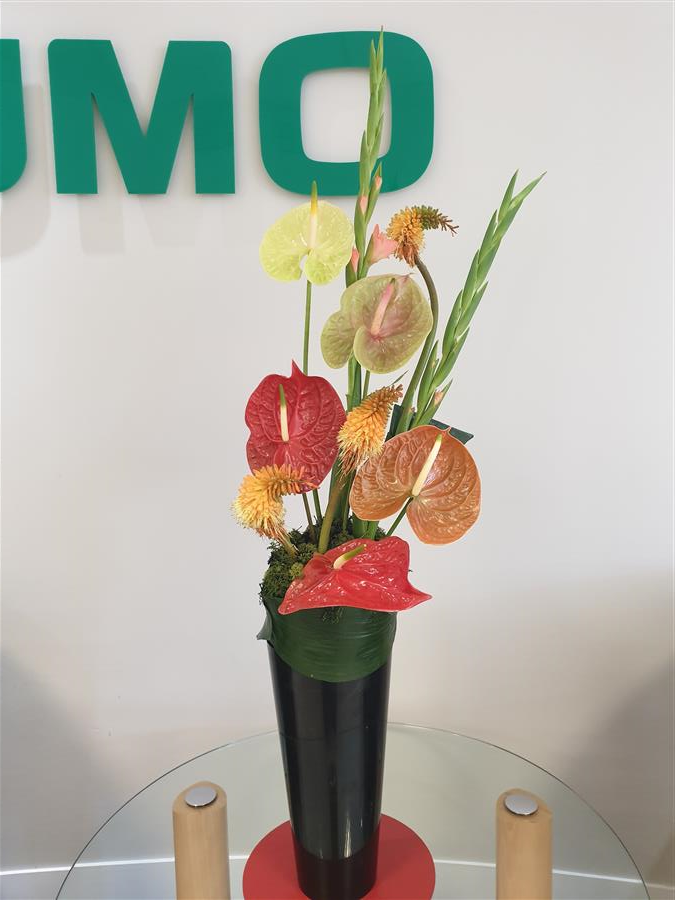 Corporate Business to Business Flowers | Rays Florist Aldershot